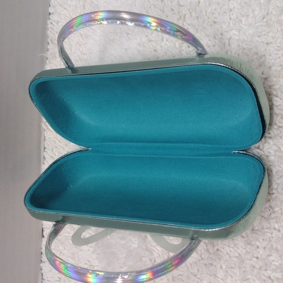 No Brand Accessories Butterfly Mint Eyewear Hardcase With Carrying Handles Mew Poshmark